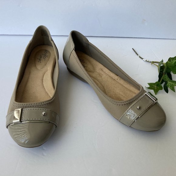 dexflex comfort | Shoes | Dexflex Comfort Tan Patent Fabric Buckel ...